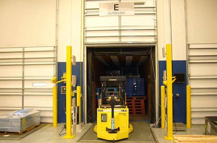 RFID Warehouse Tracking - Leadercolor丨RFID Wristband Windshield NFC ...